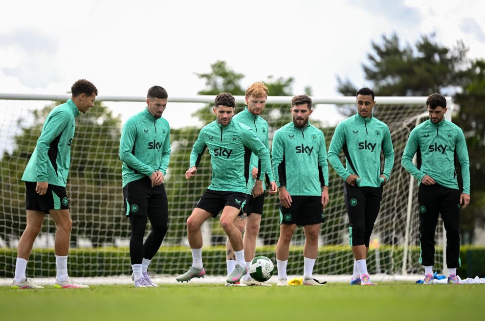 Football Association of Ireland | Applications open to coach on FAI camps